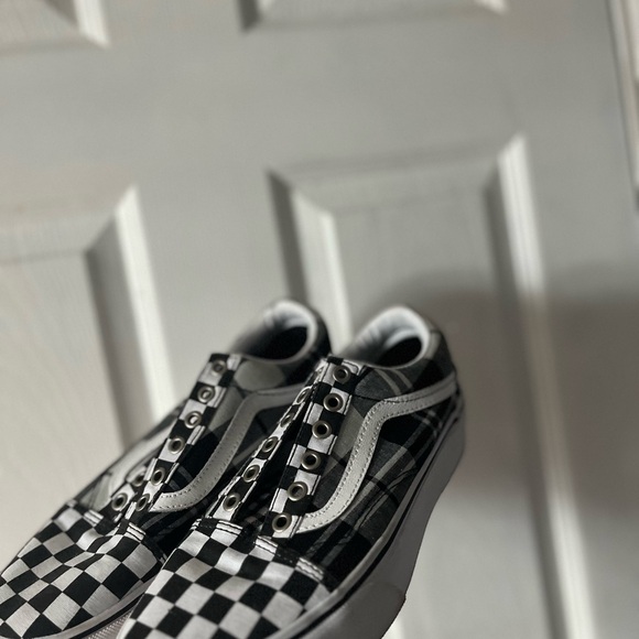 Vans | Shoes | Vans Mens Black And White Checkered Sneakers | Poshmark